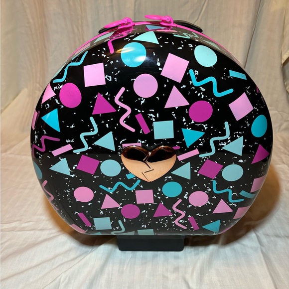 L.O.L. Surprise! | Toys | Lol Surprise Omg Fashion Closet Onthego ...